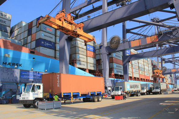 TERMINAL ESPECIALIZADA DE CONTENEDORES I LA MÁS EFICIENTE DEL PACÍFICO ...