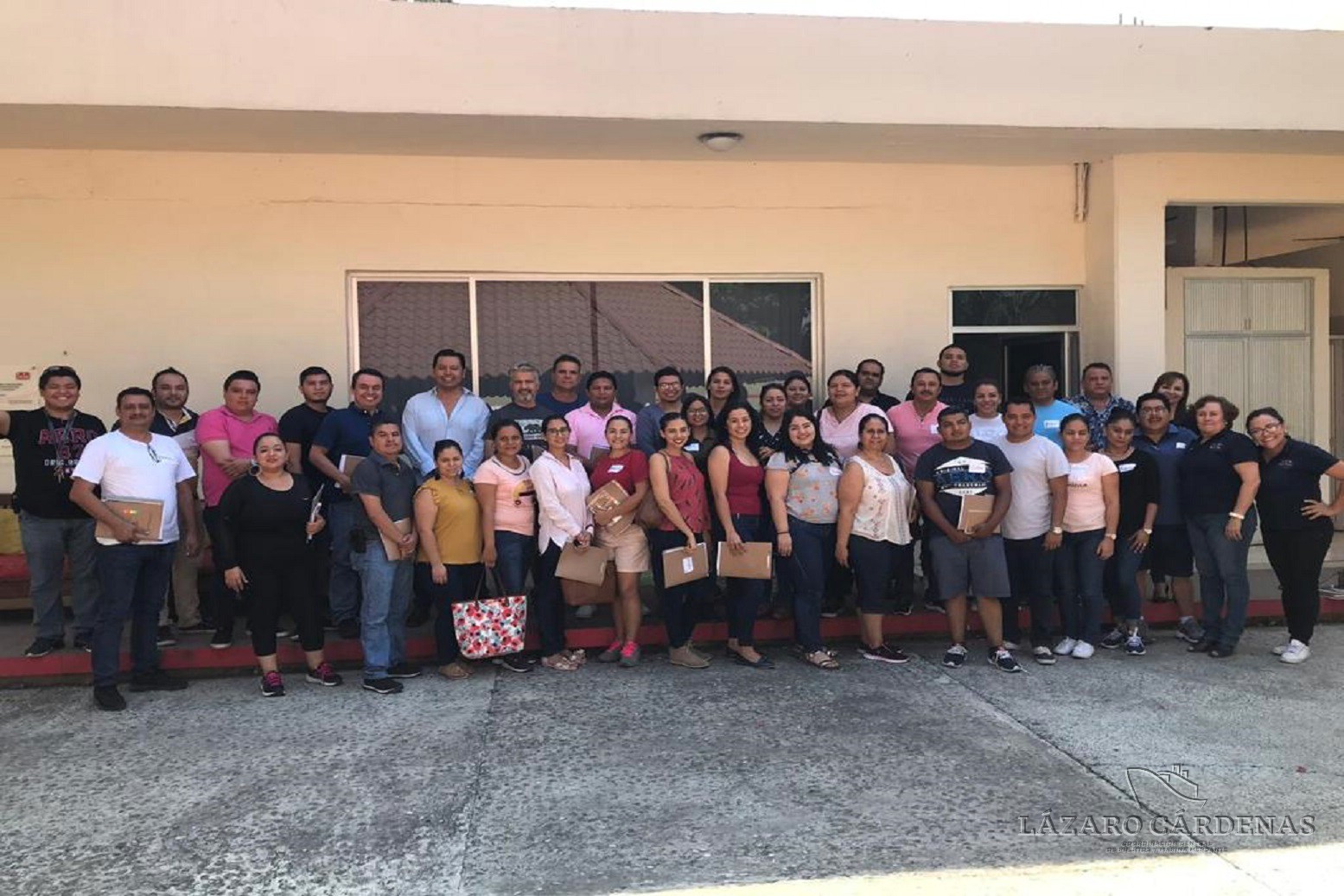ASOCIACIÓN DE TRANSPORTISTAS DE LÁZARO CÁRDENAS (ATLAC) CONTINÚA A LA ...