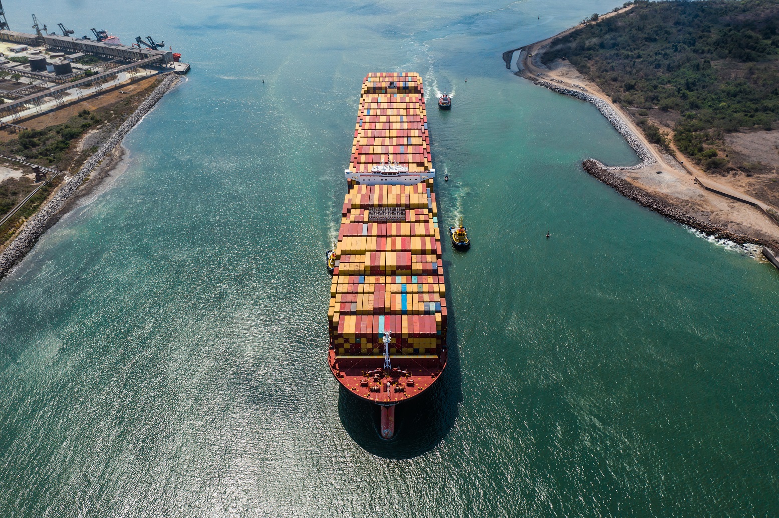 MOVIMIENTO DE CARGA CONTENERIZADA EN EL PUERTO DE LÁZARO CÁRDENAS ALCANZA LOS 2 MILLONES DE TEU´S.