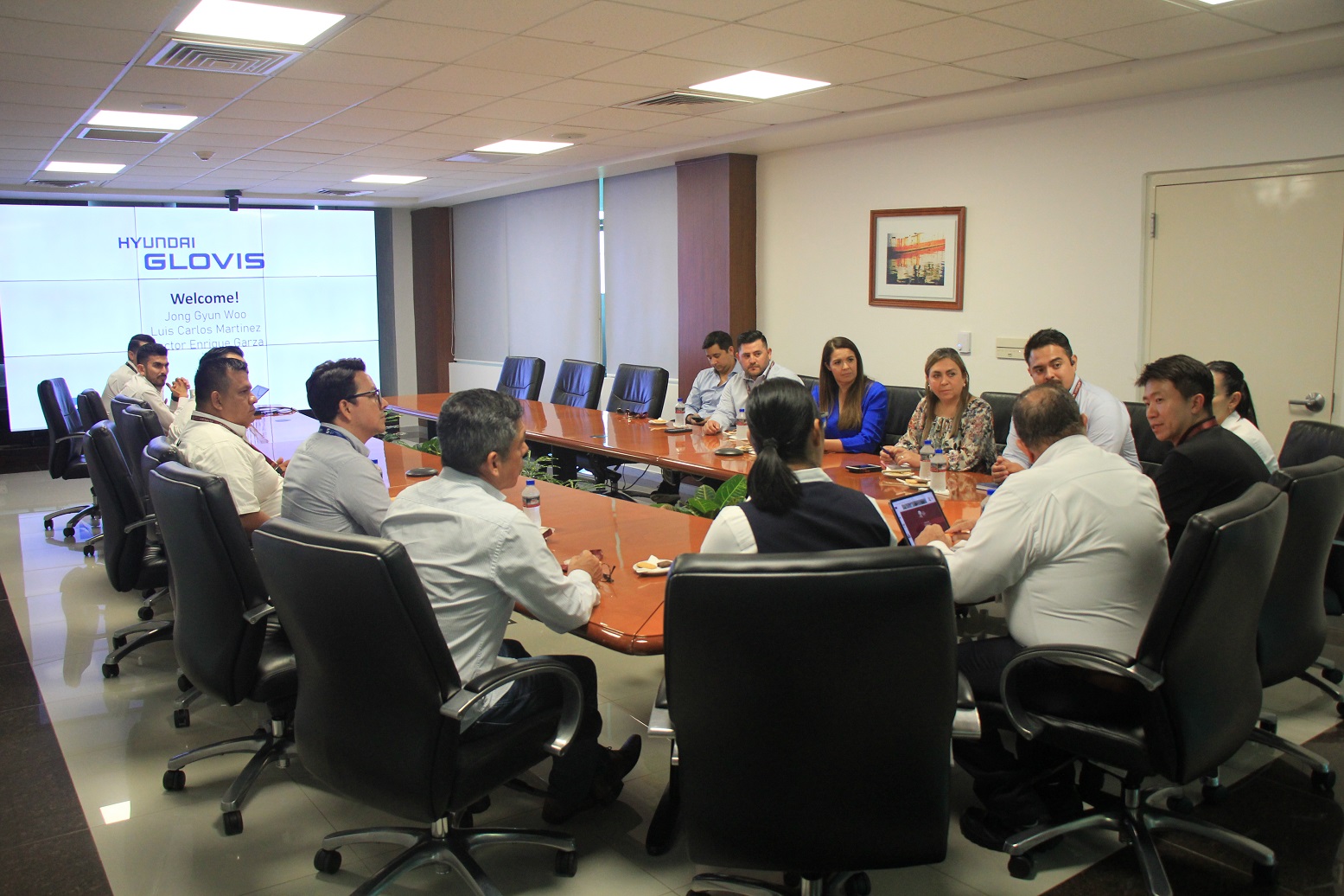 PUERTO LÁZARO CÁRDENAS OFRECE CERTEZA LOGÍSTICA A DIRECTIVOS DE HYUNDAI ...